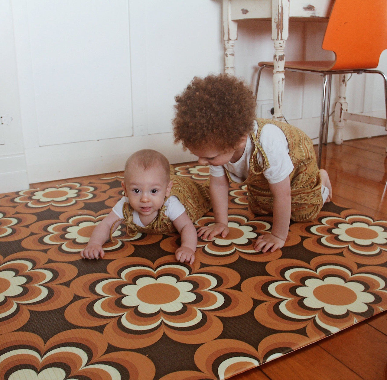 7 Very Actionable Ways to Help your Baby Crawl - The Young Folk Collective