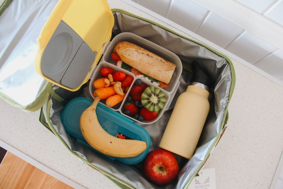 Cleaning Your Cooler Bag + Insulated Lunch Bag - The Young Folk Collective