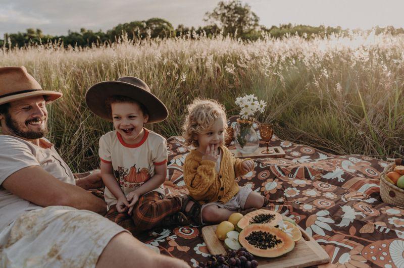 12 Best Picnic Rugs & Blankets for Australian Summer 2022 - The Young ...